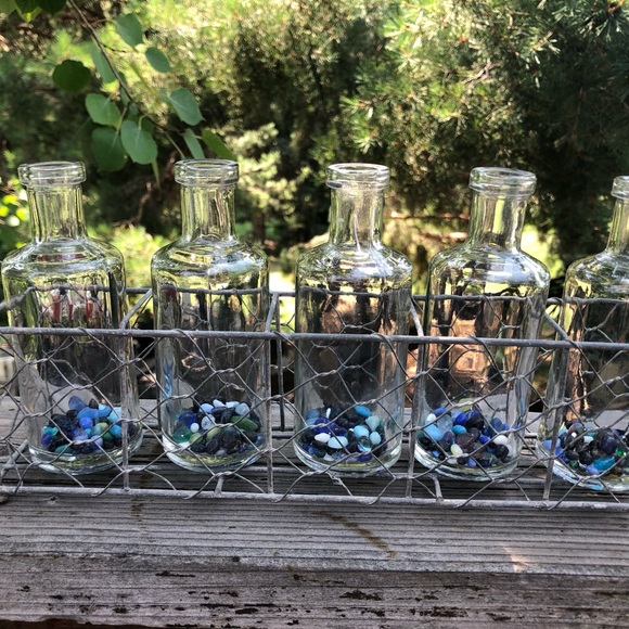 no brand | Accents | Glass Vases Vintage In Chicken Wire Carrier | Poshmark